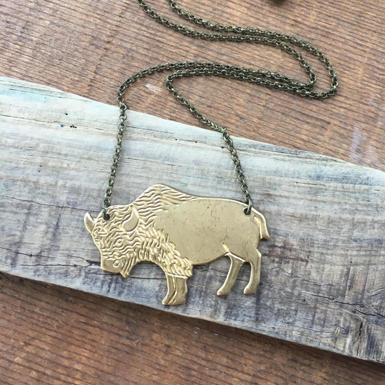 BRASS BISON NECKLACE on Luulla